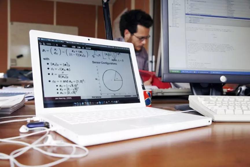 Qual é a importância da informática básica para o trabalho?