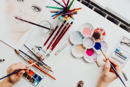 Como se tornar um professor de artes? | Superprof