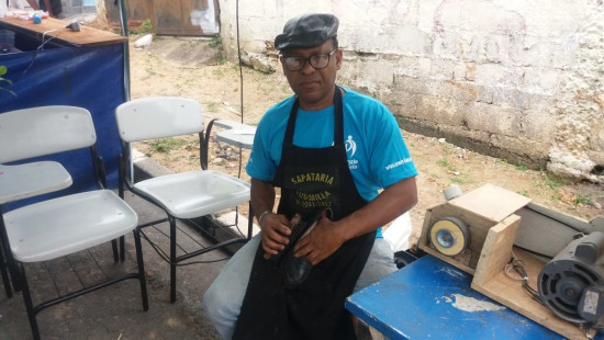 Moacir : Curso presencial de sapateiro de confecção e reparos ...